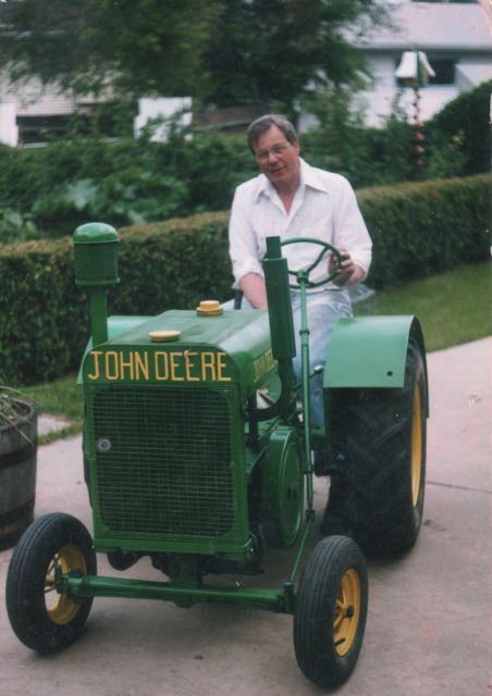 Some pics of two vintage reproduction Deeres | My Tractor Forum